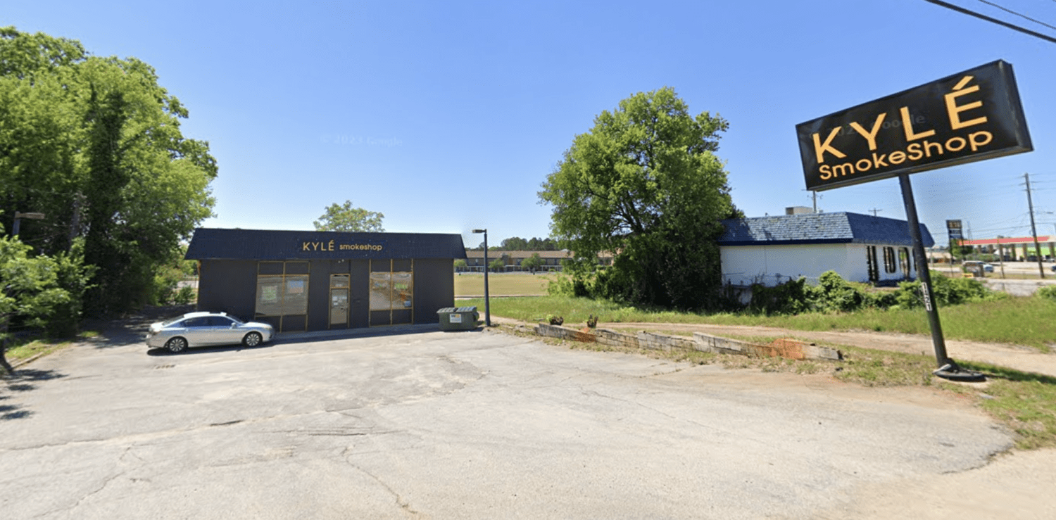 3,000 SF Freestanding Retail Building - DeWees Real Estate Group